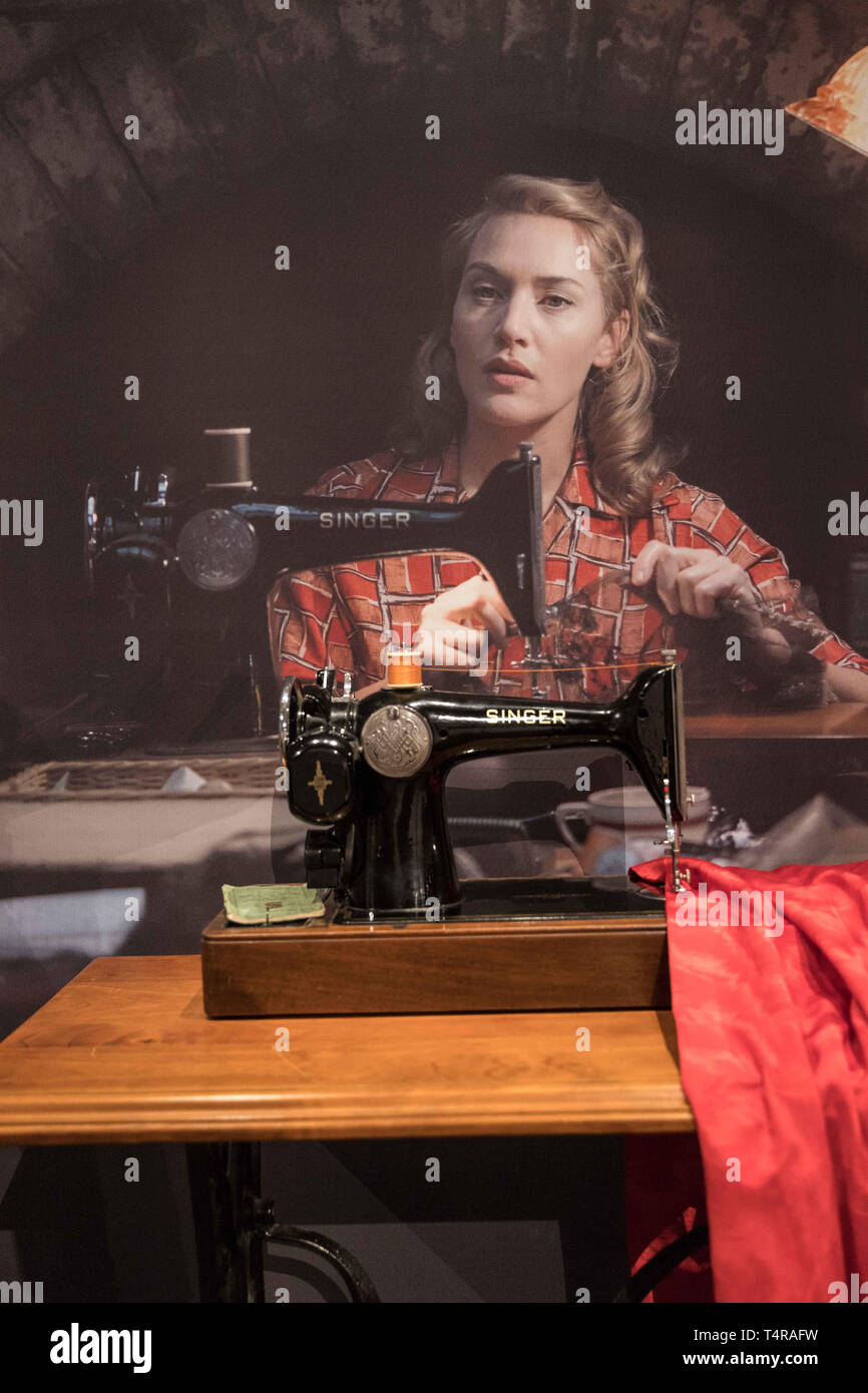 Movie costume sewing hi-res stock photography and images - Alamy