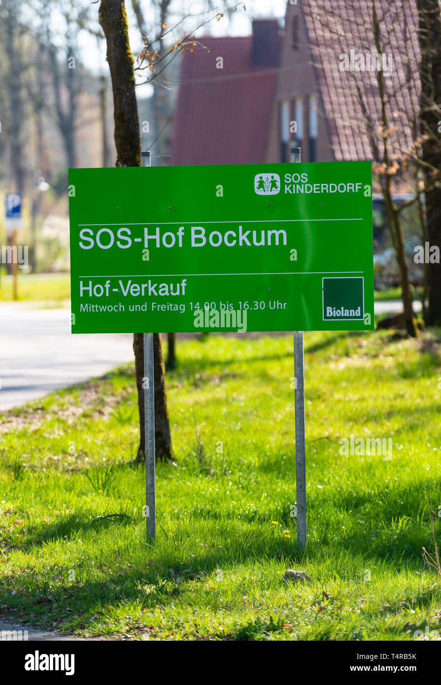 Sign written by children hi-res stock photography and images - Alamy