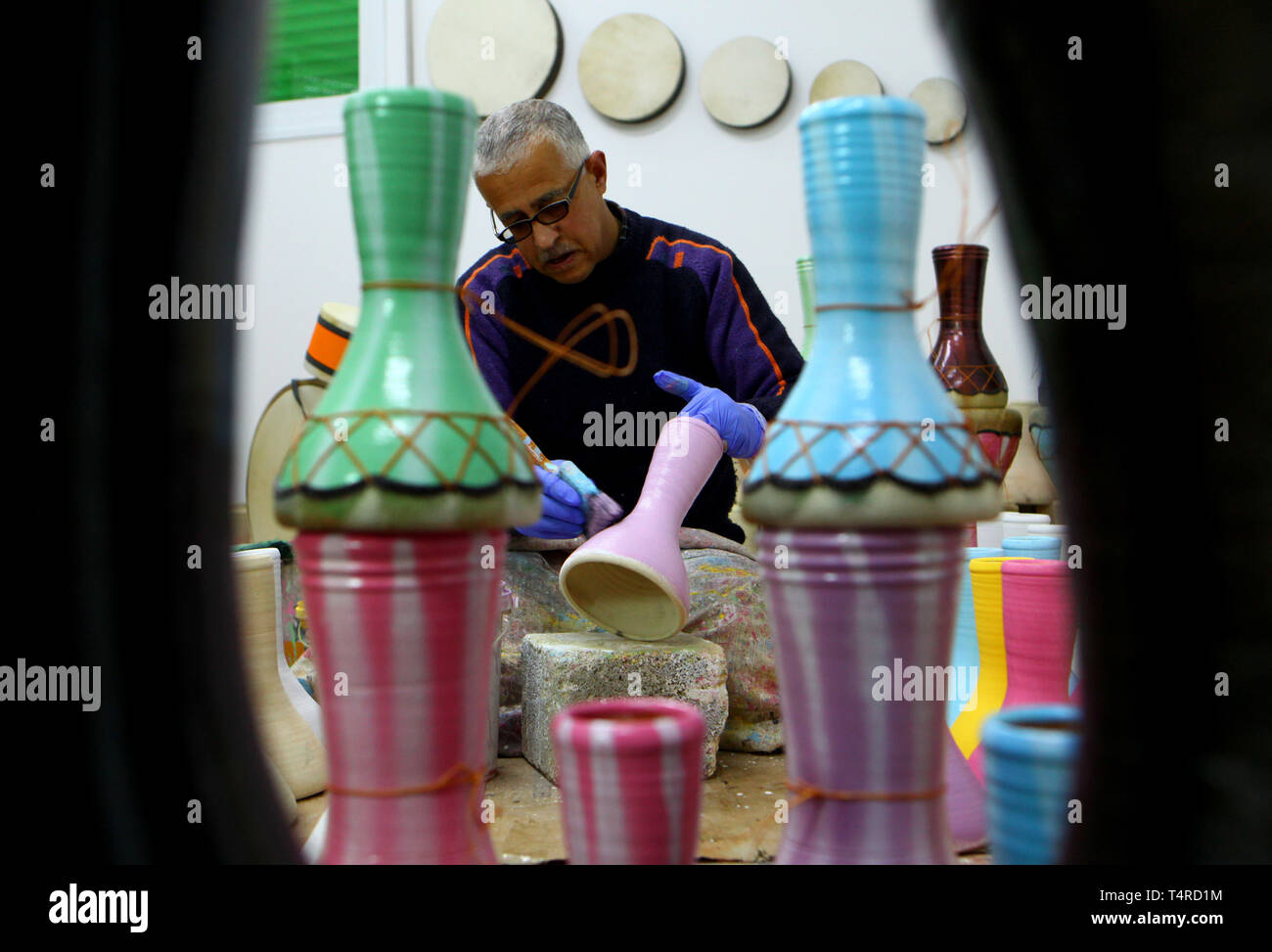 Darbuka workshop hi-res stock photography and images - Alamy