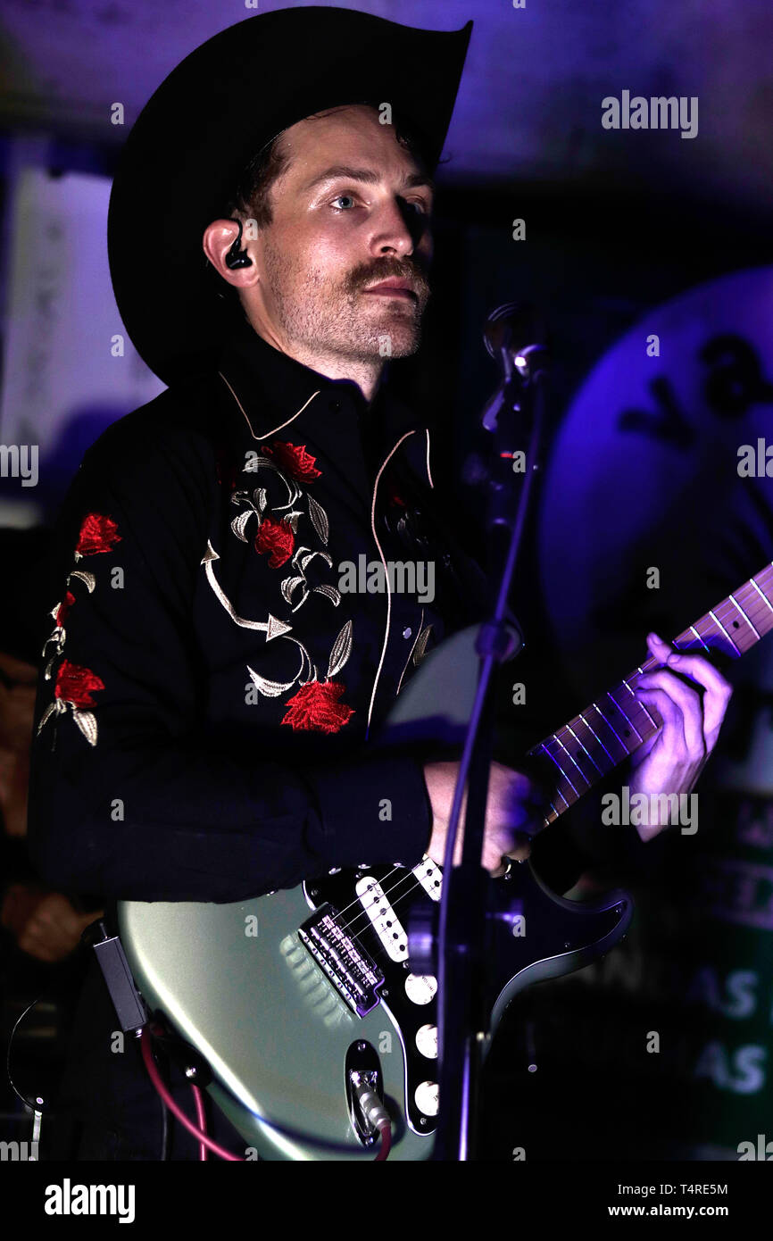 Flo band hi-res stock photography and images - Alamy