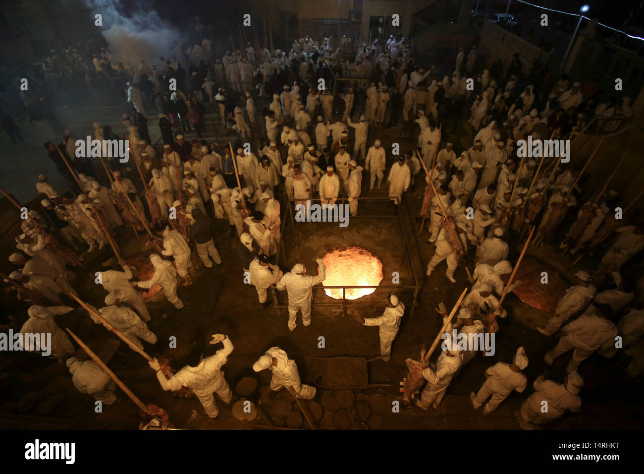 Garizim, Palestinian Territories. 18th Apr, 2019. Members of the ...
