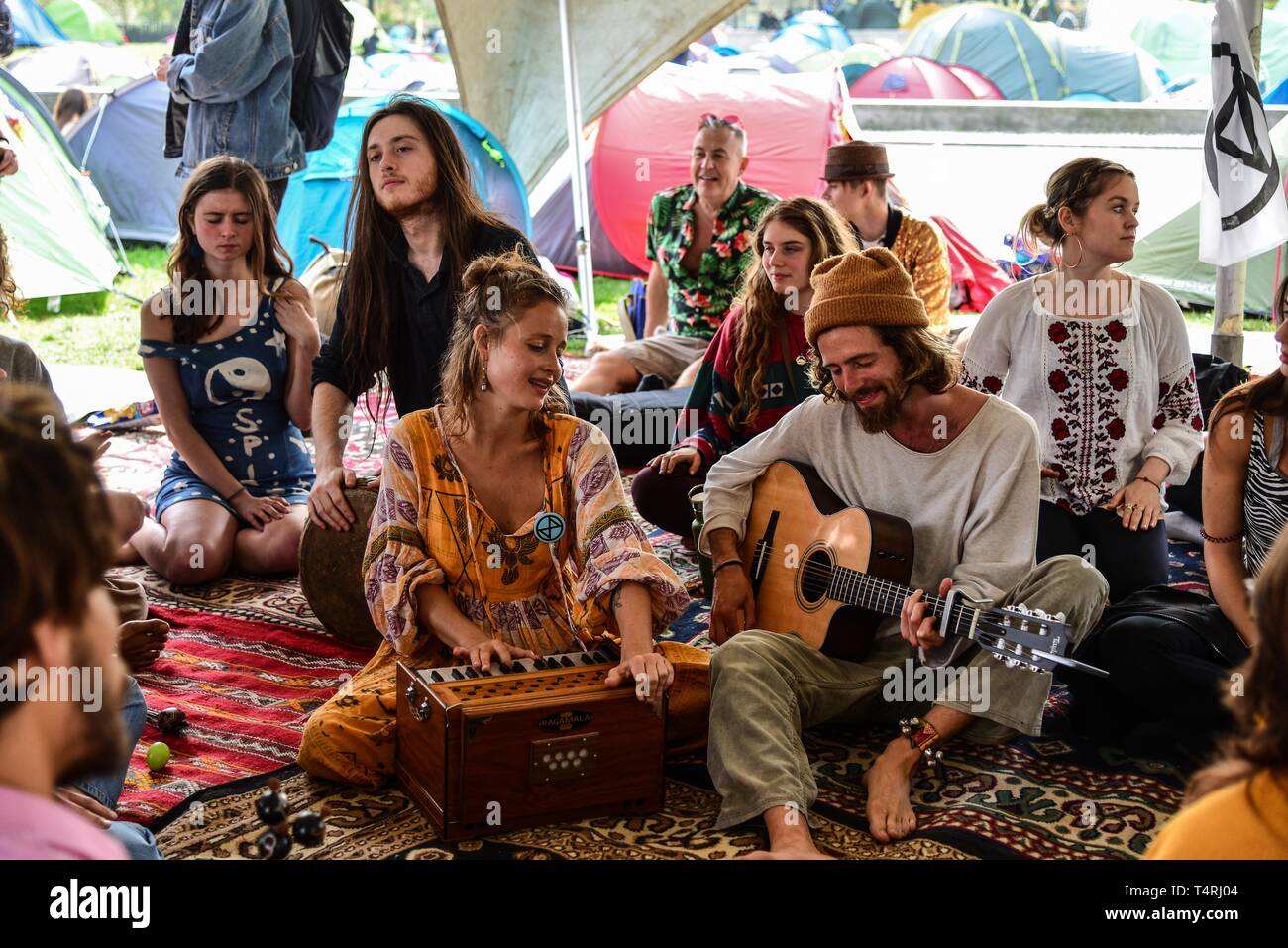 London,UK 18th April 2019. Hare Krishnas at Marble Arch on Day 4 of ...