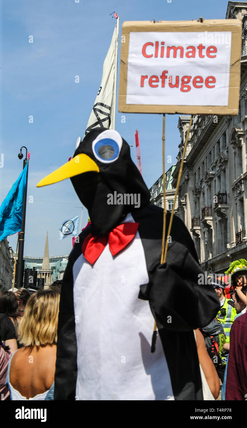 London, UK. 19th Apr, 2019. Extinction Rebellion climate Change ...