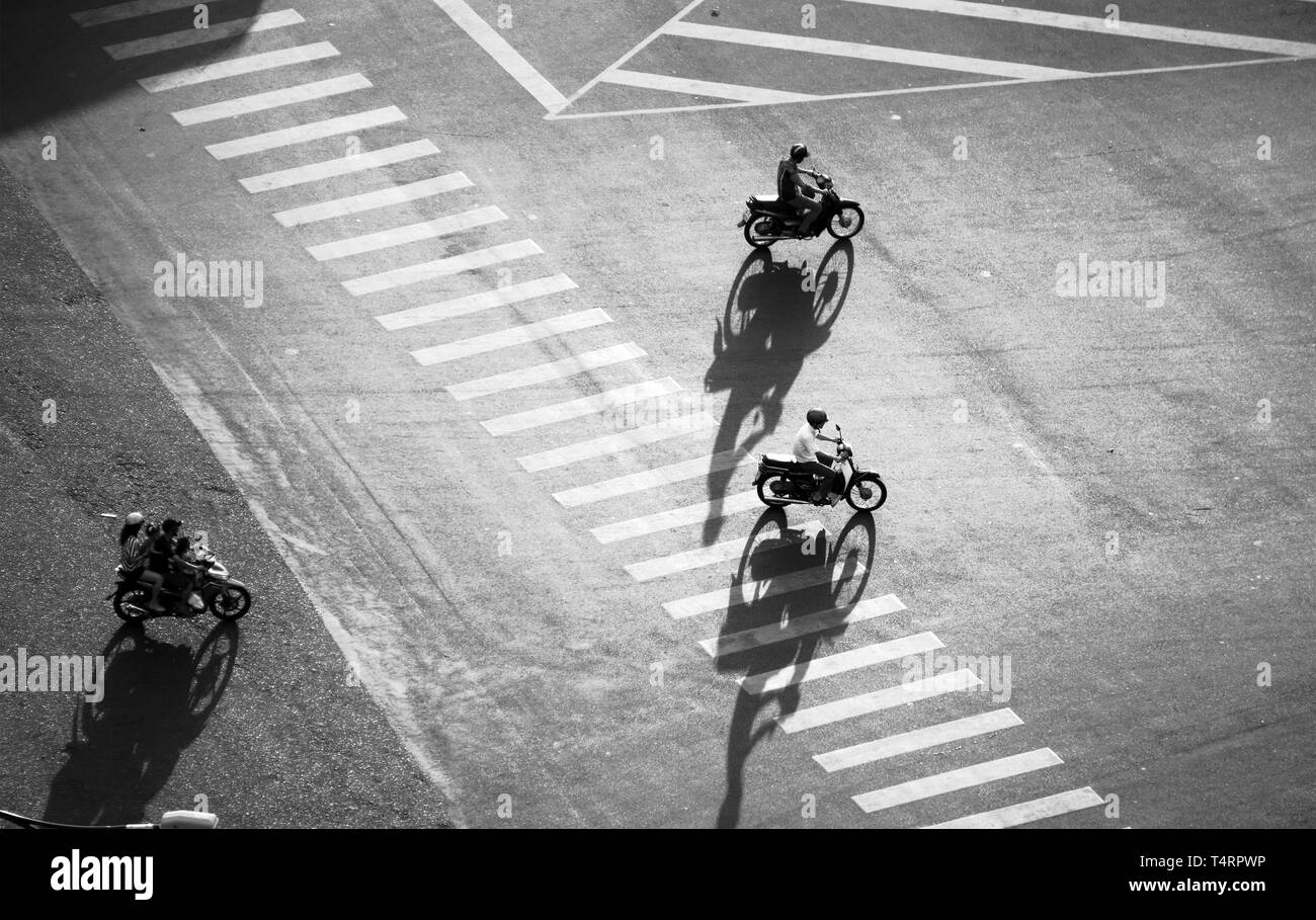 Group of people overview Black and White Stock Photos & Images - Alamy