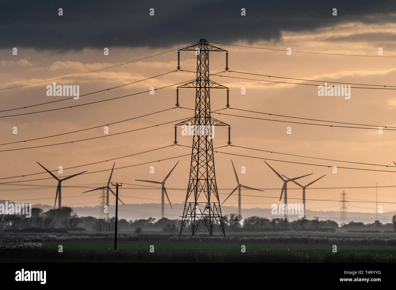 Electricity pylons on Romney Marsh in Kent Stock Photo - Alamy