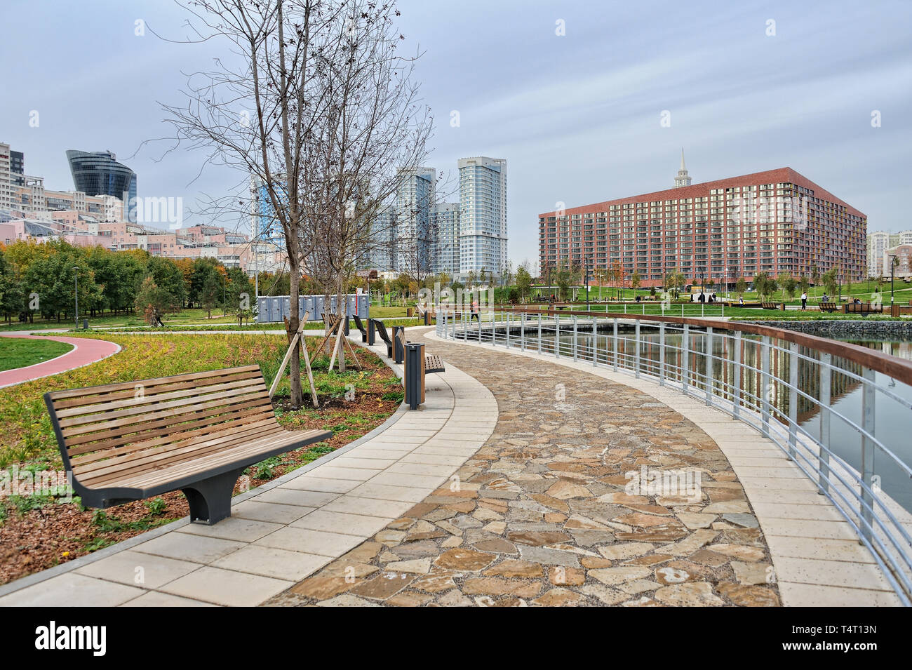 New urban park hi-res stock photography and images - Alamy