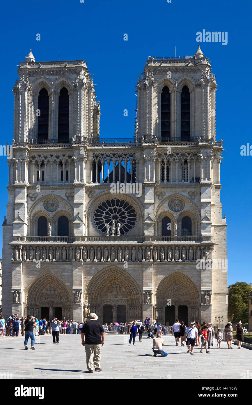 Paris notre dame cathedral bell towers hi-res stock photography and images - Alamy