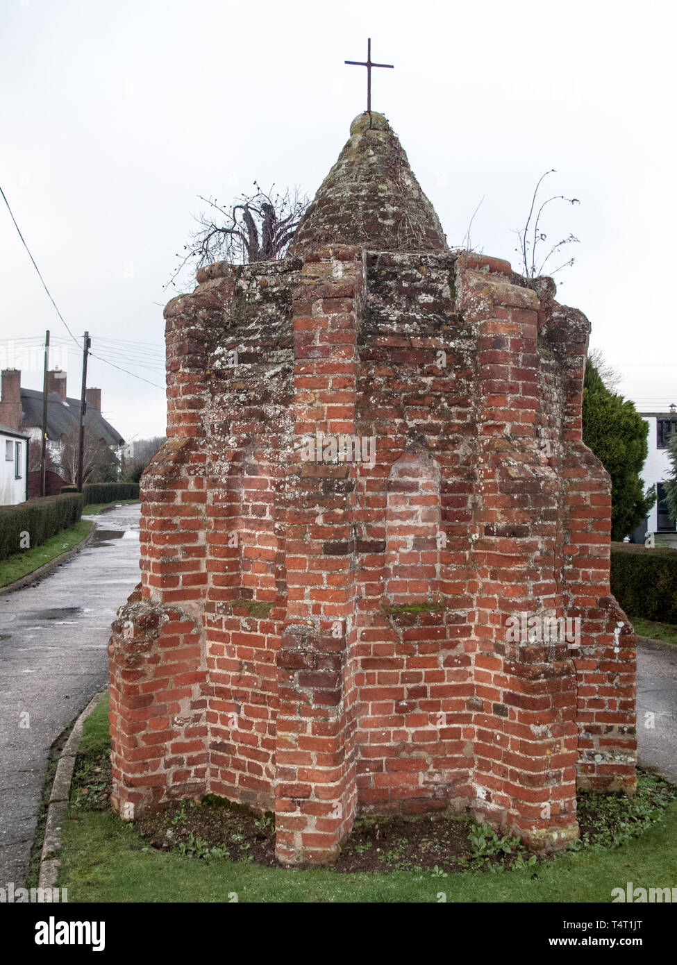 Mini chapel hi-res stock photography and images - Alamy