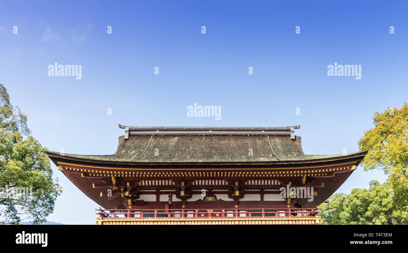 Japanese shrine roof hi-res stock photography and images - Alamy