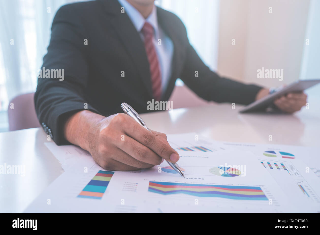 Man marking hi-res stock photography and images - Alamy