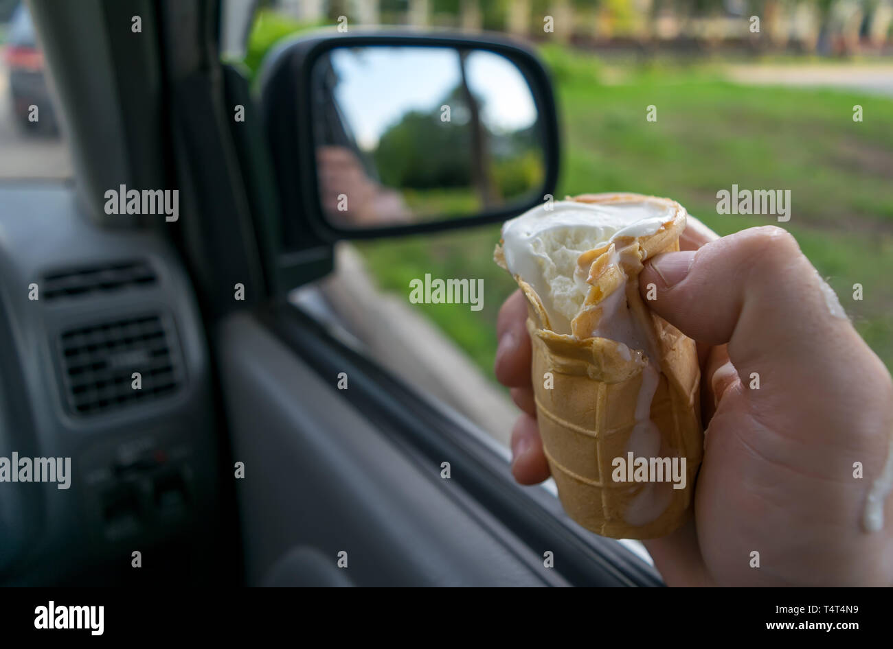 Driver hand holds steering hi-res stock photography and images - Alamy
