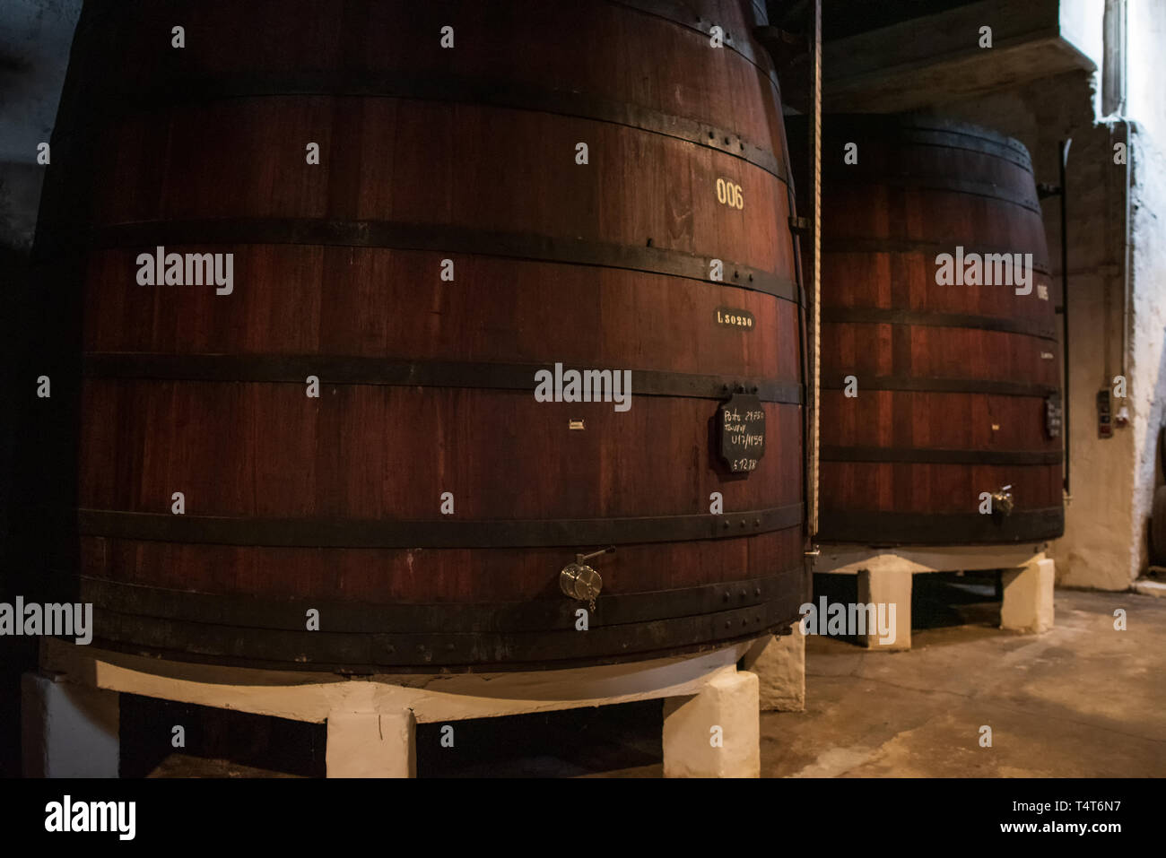 Interior traditional port wine hi-res stock photography and images - Alamy