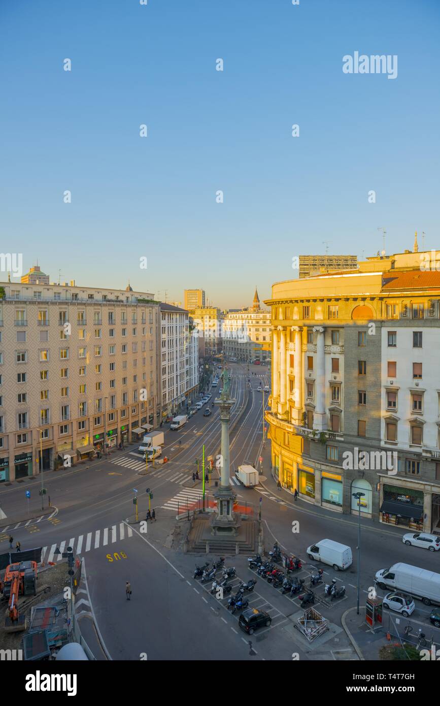 Milan roads hi-res stock photography and images - Alamy