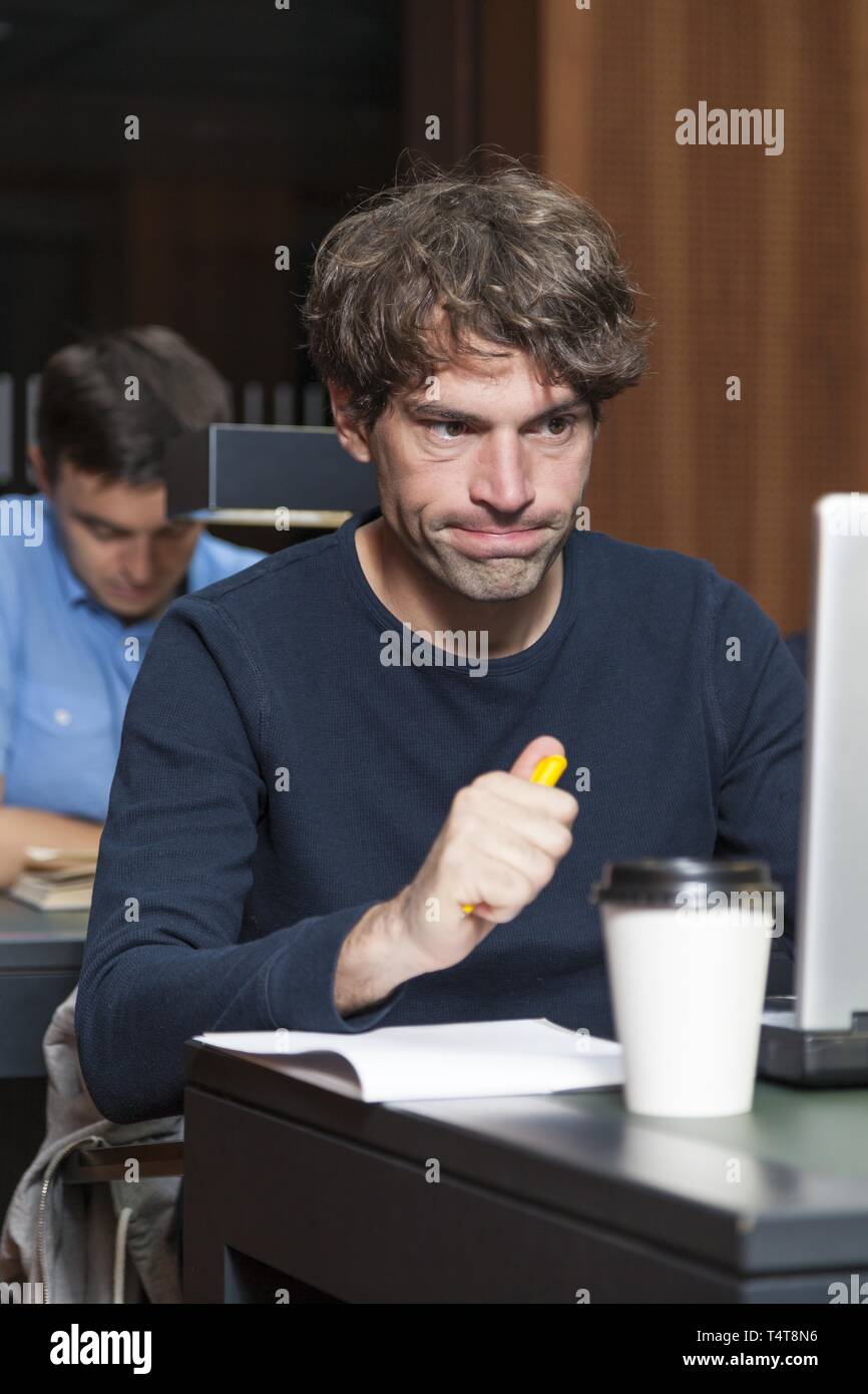 Educational laptop hi-res stock photography and images - Alamy