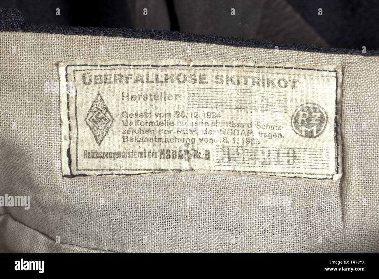 A winter outfit for a Hitler Youth from Vöcklabruck/Oberdonau RZM depot ...