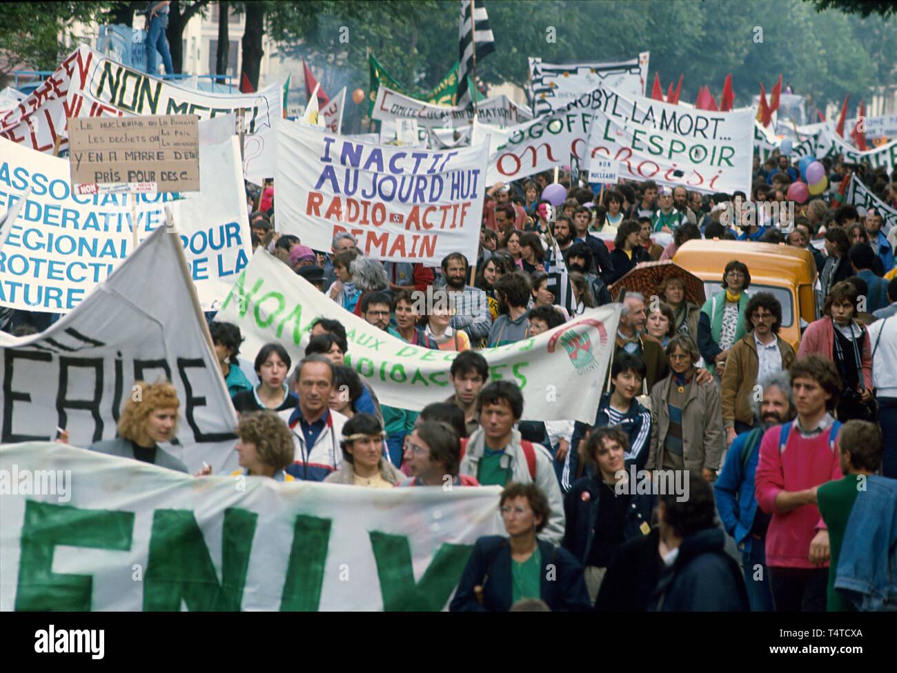 Antinuclear demonstration in Paris, France, June 1987 Stock Photo - Alamy