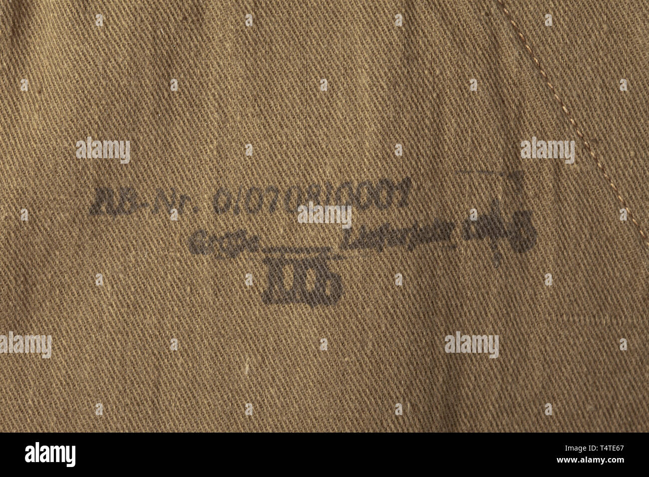 A paratrooper's tunic, known as a "Knochensack" 3rd issue in marsh ...