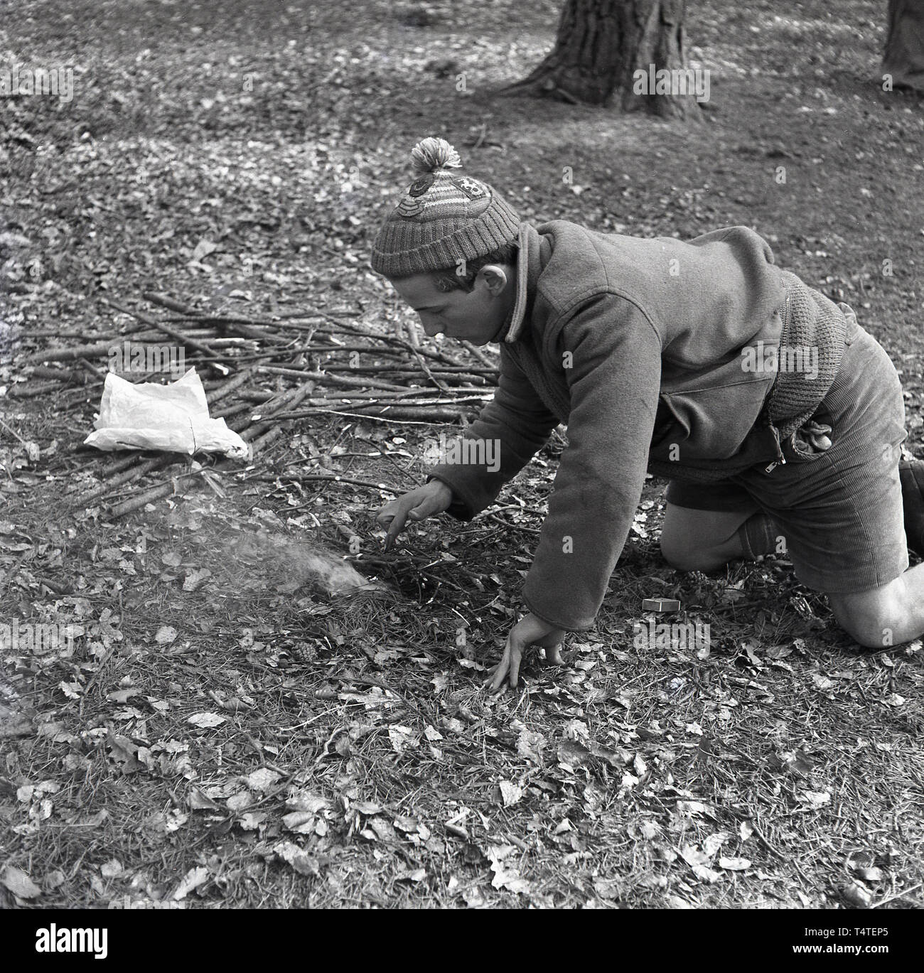 Boy scouts 1960's hi-res stock photography and images - Alamy