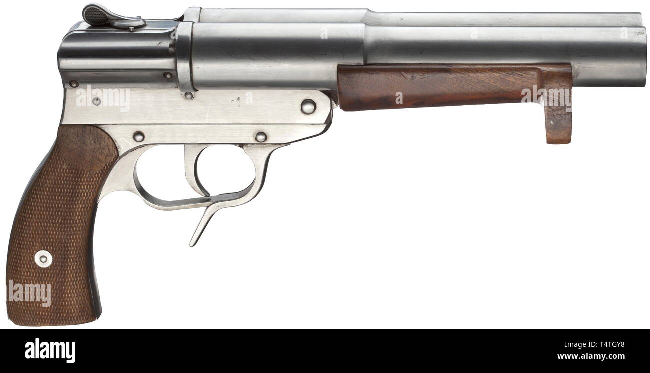 A signal flare pistol Walther mod. SLd, code "ac 43", U-boat weapon ...