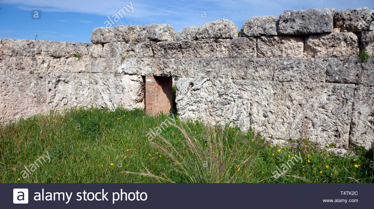 Pronaos Stock Photos & Pronaos Stock Images - Alamy
