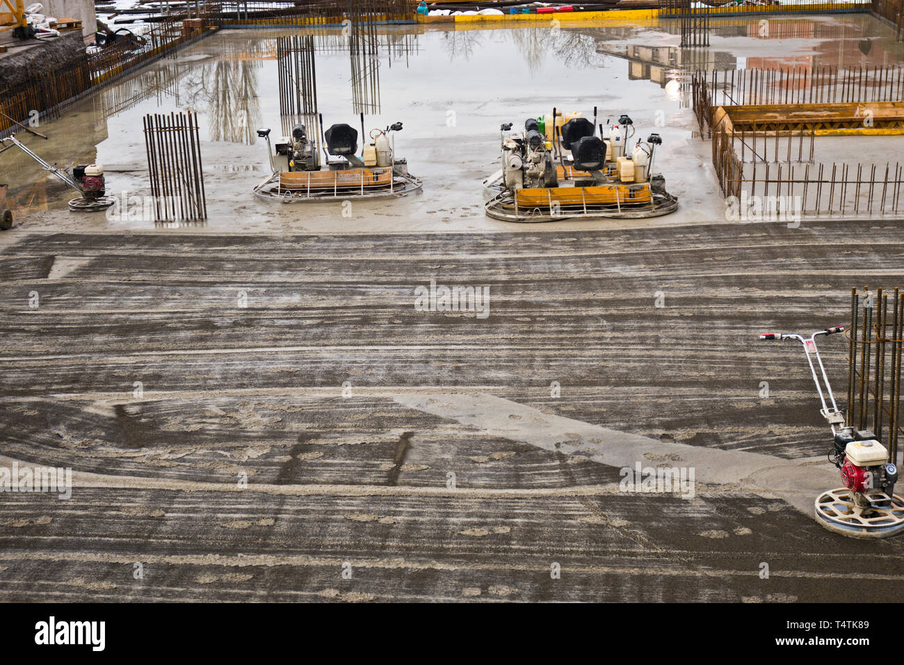 Foundation engineering hi-res stock photography and images - Alamy