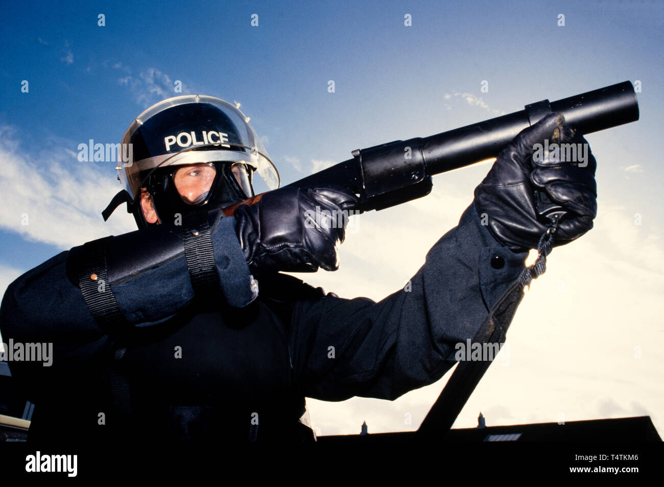 Cs gas hi-res stock photography and images - Alamy