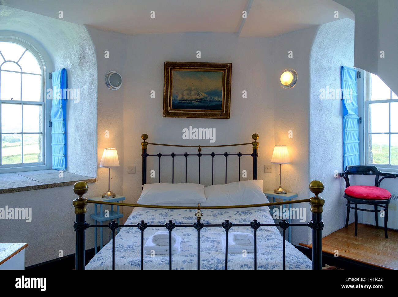 Bedroom interior historic bed hi-res stock photography and images - Alamy
