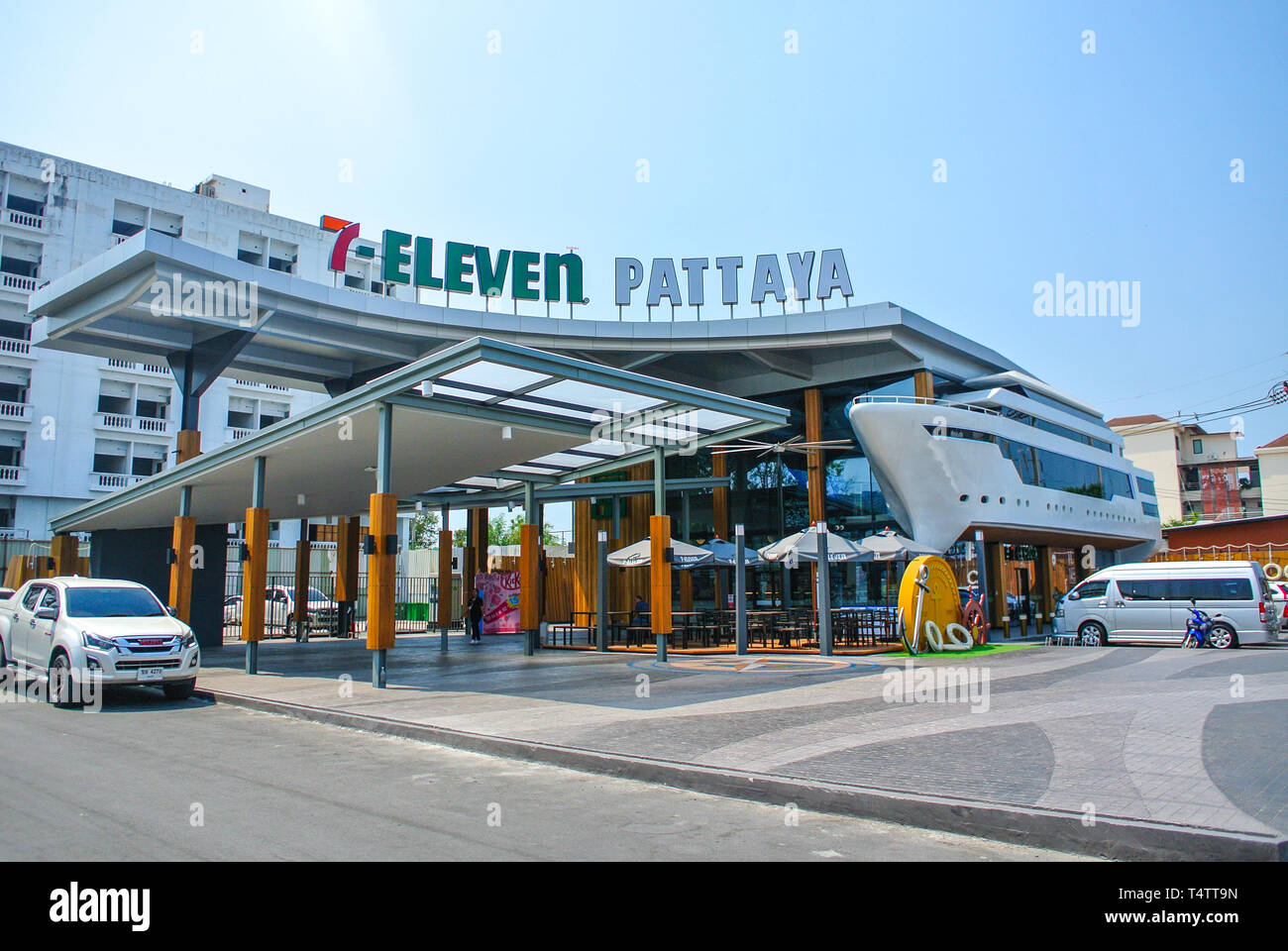 7 - Eleven store in Bangkok Thailand Stock Photo - Alamy