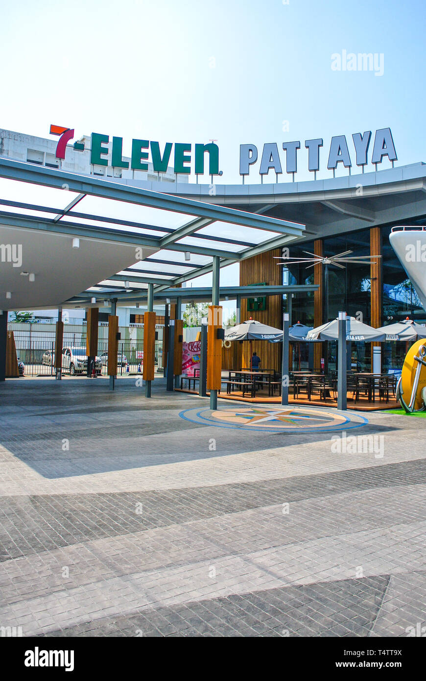 7-eleven-store-in-bangkok-thailand-stock-photo-alamy