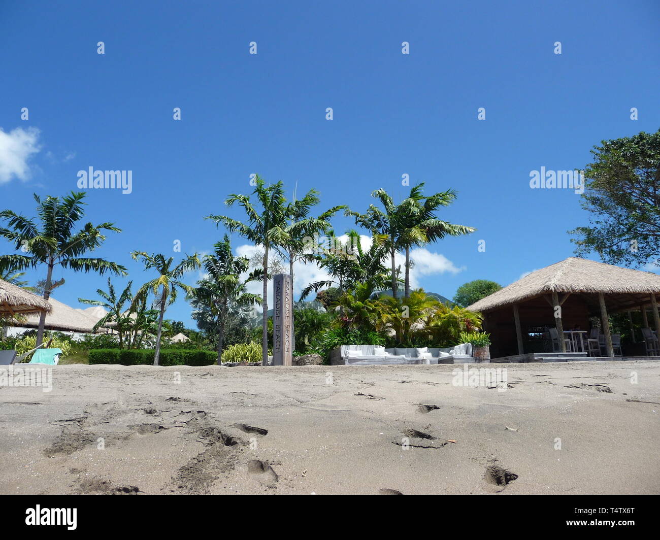 Nevis island beach mountain hi-res stock photography and images - Alamy
