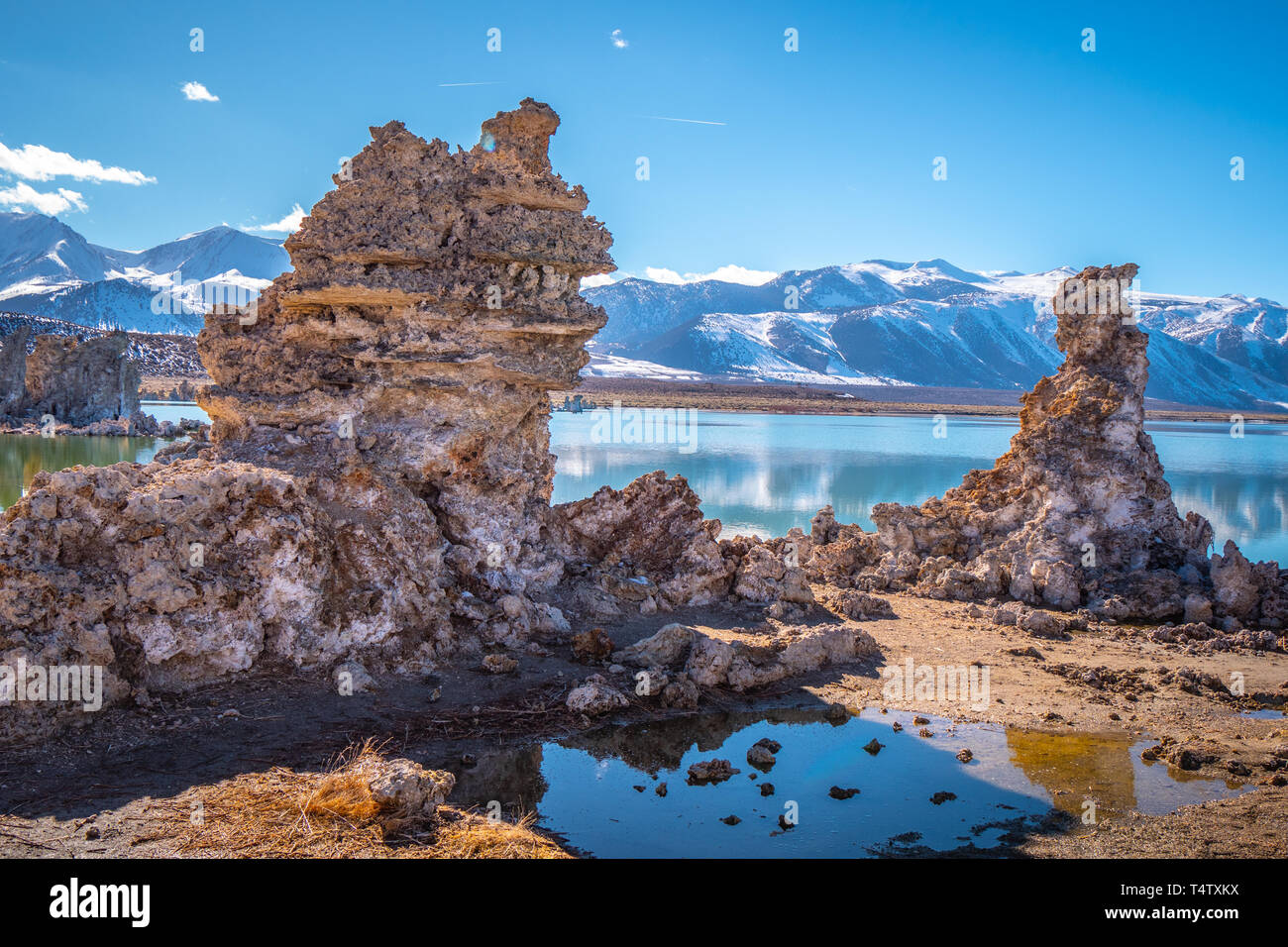 Tufa towers columns of limestone at Mono Lake Stock Photo - Alamy