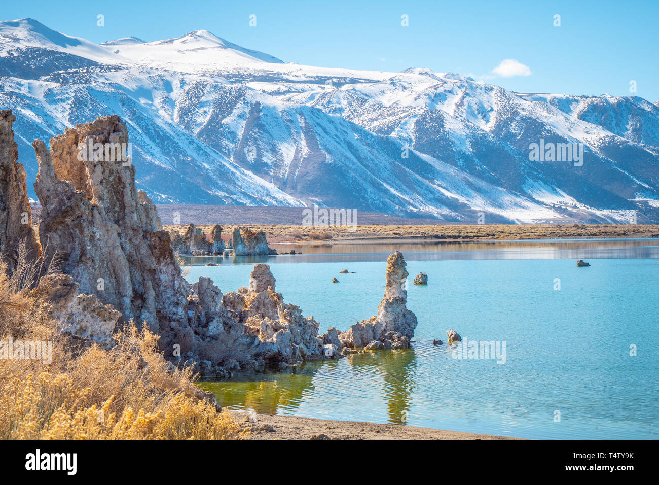 Tufa towers columns of limestone at Mono Lake Stock Photo - Alamy