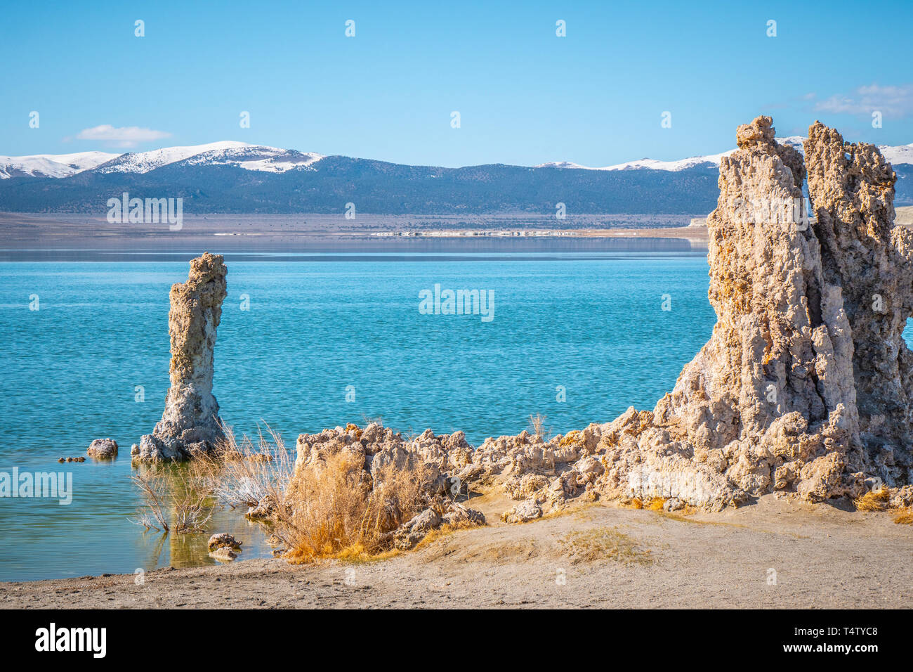 Tufa towers columns of limestone at Mono Lake Stock Photo - Alamy