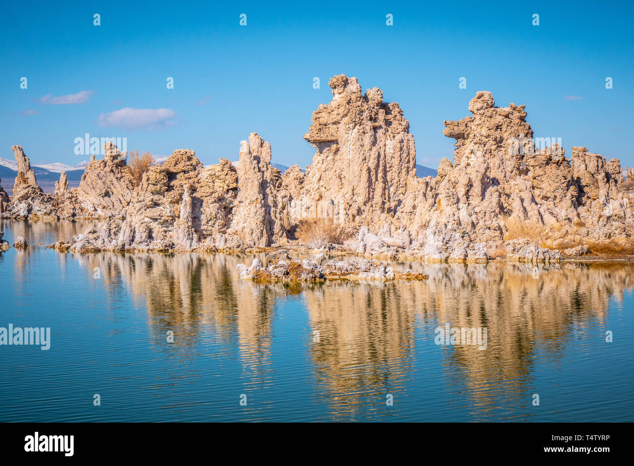 Tufa towers columns of limestone at Mono Lake Stock Photo - Alamy