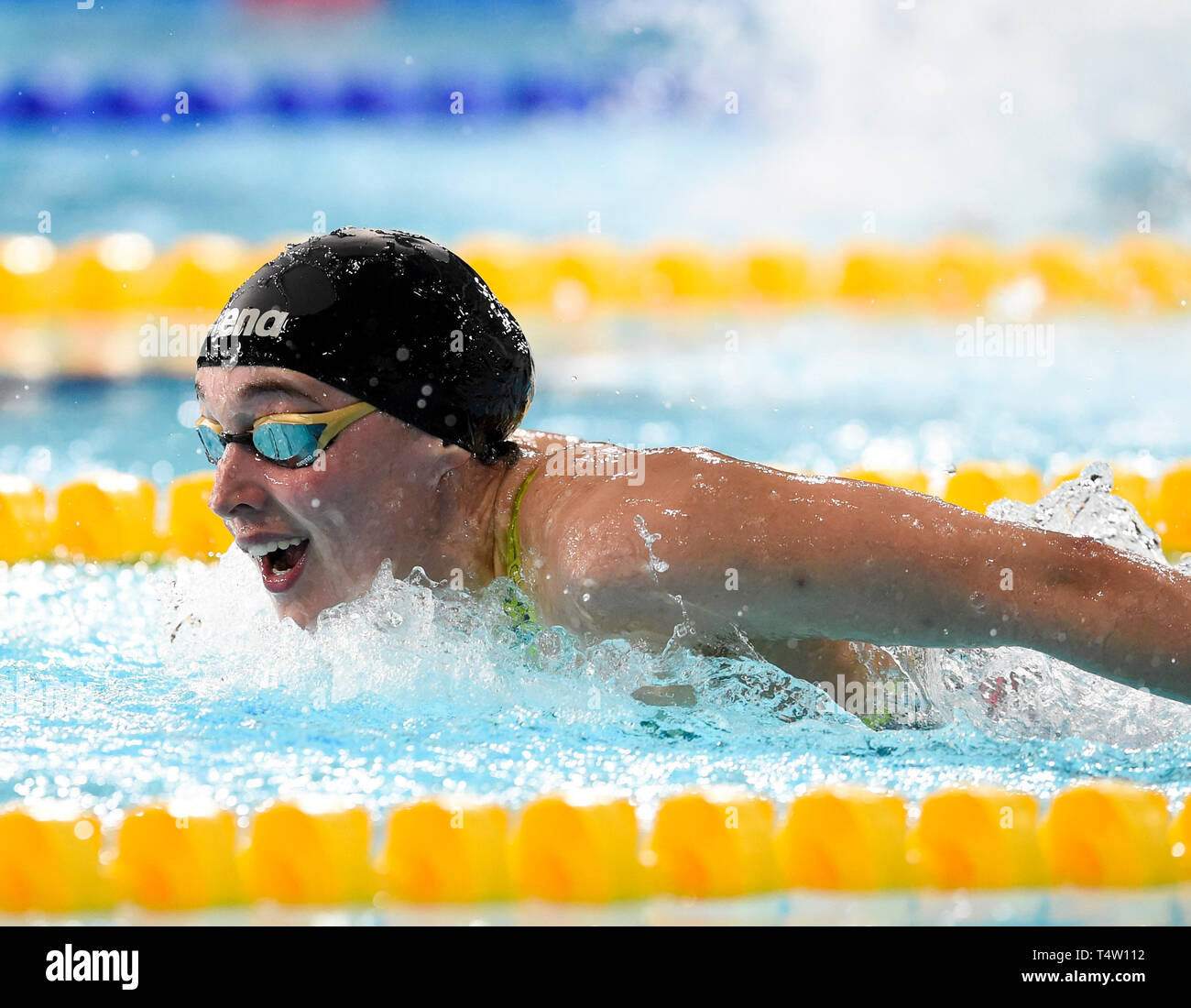 Alys Thomas on her way to winning the Women's 200m Butterfly final ...