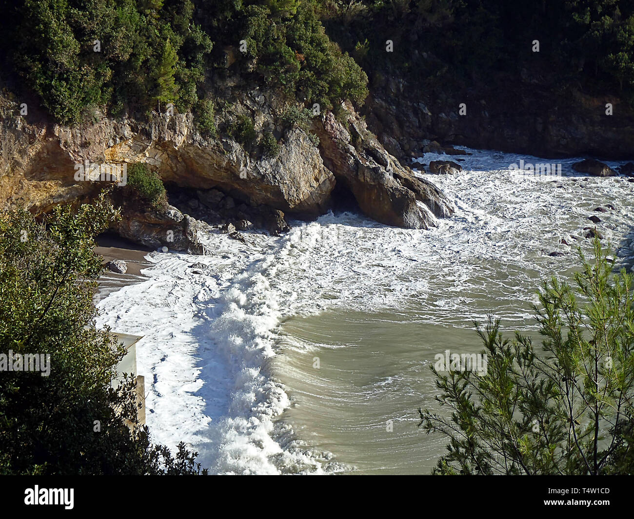 Sea storm in Tellaro in a small gulf in Liguria Stock Photo - Alamy