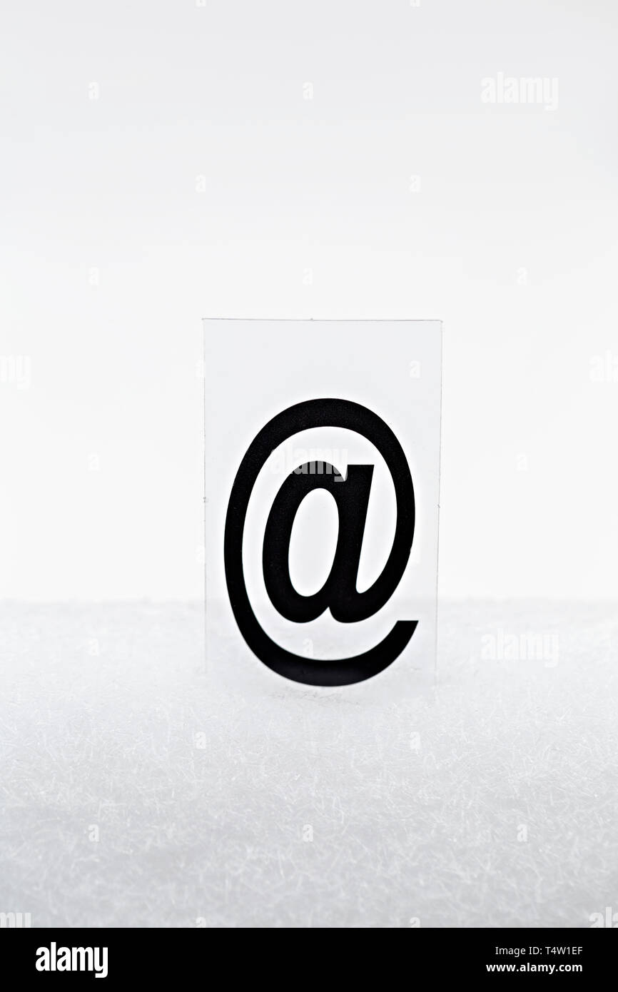 Email signature design hi-res stock photography and images - Alamy