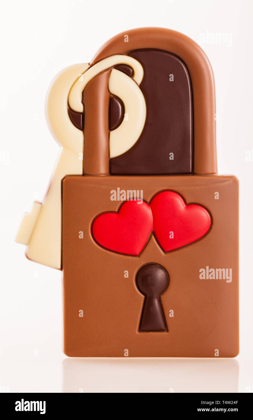 Love lock made of chocolate Stock Photo - Alamy