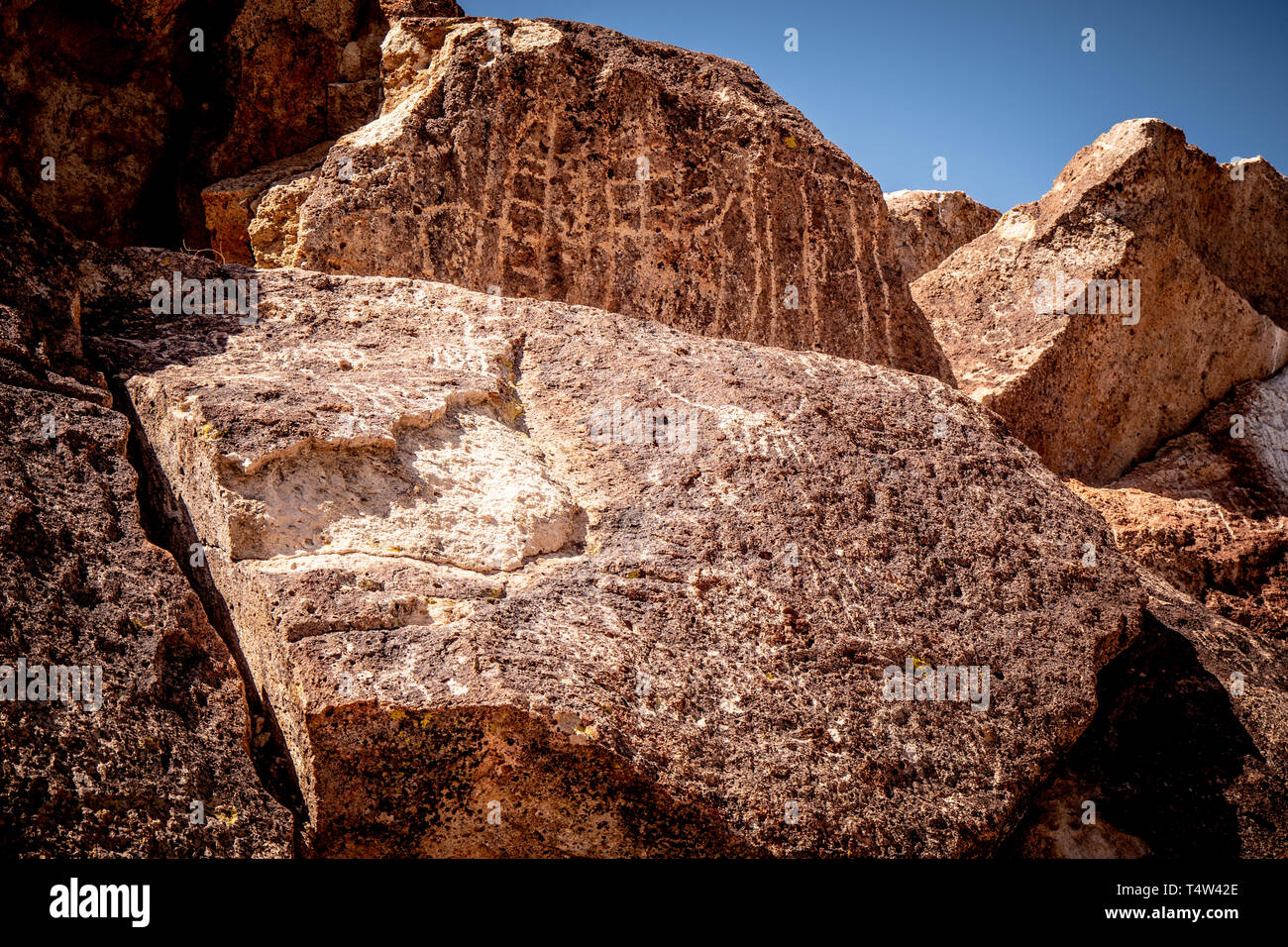 Sky rock petroglyphs of california hi-res stock photography and images ...