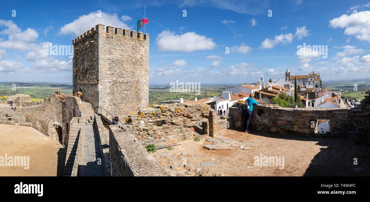 Castelo de Monsaraz, Monumento Nacional, Monsaraz, Distrito de Évora ...