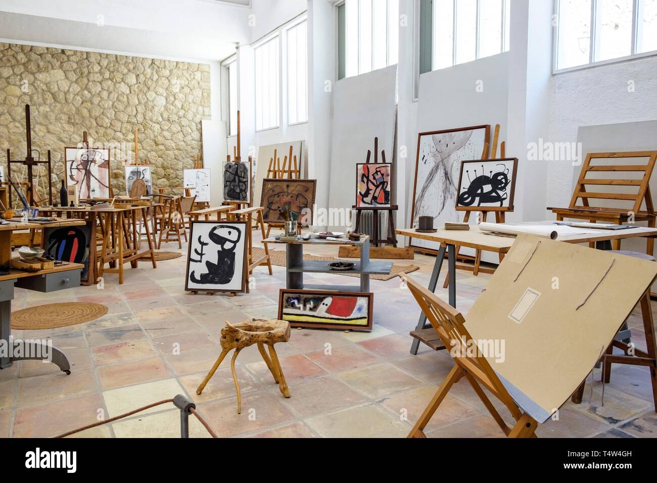 Joan miro mallorca and taller sert hi-res stock photography and images ...