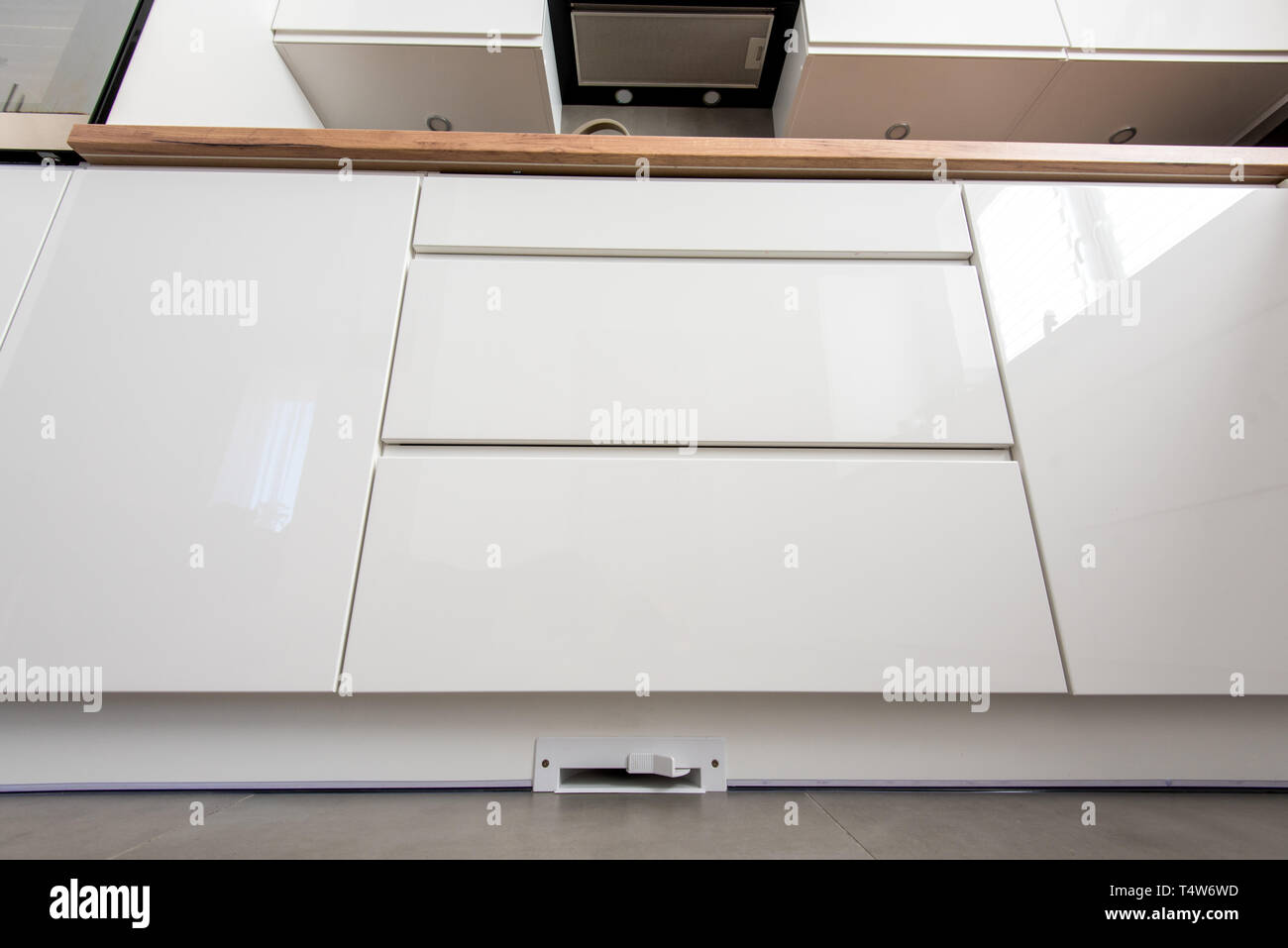 Neat Modern white kitchen with varnished mdf boards, with accessories ...