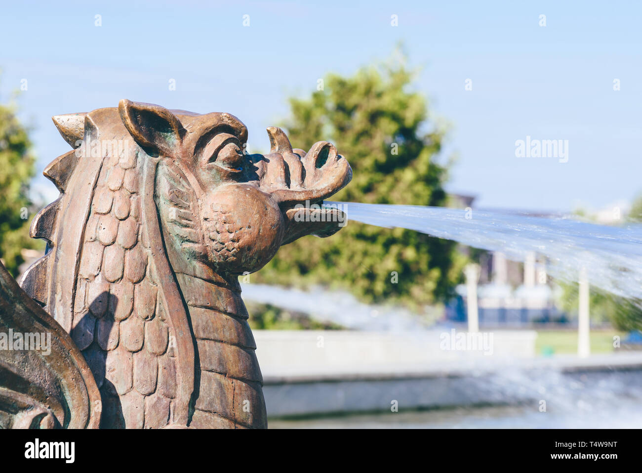 Ancient sumer statue hi-res stock photography and images - Alamy