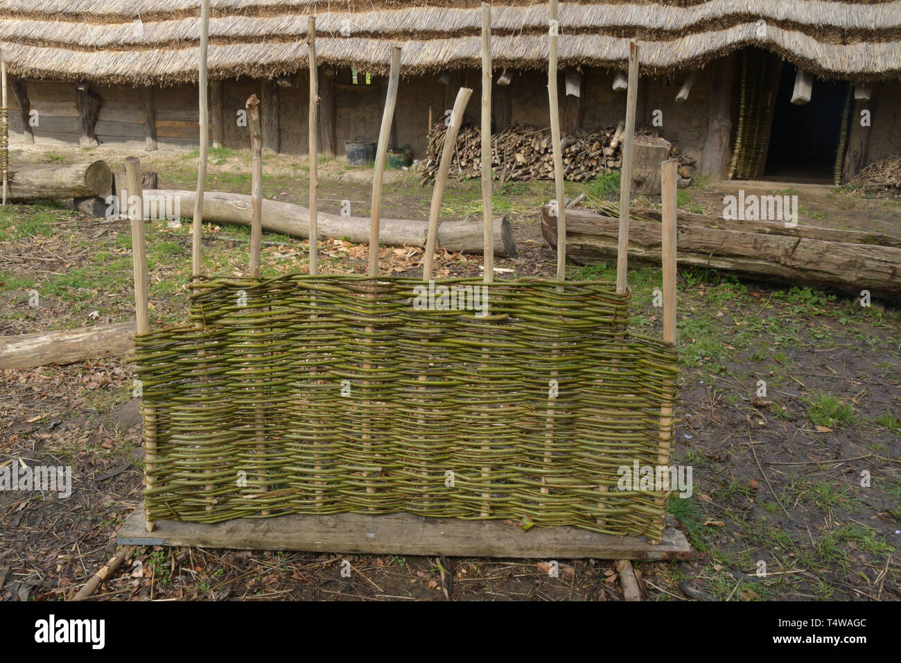 Willow hurdle hi-res stock photography and images - Alamy