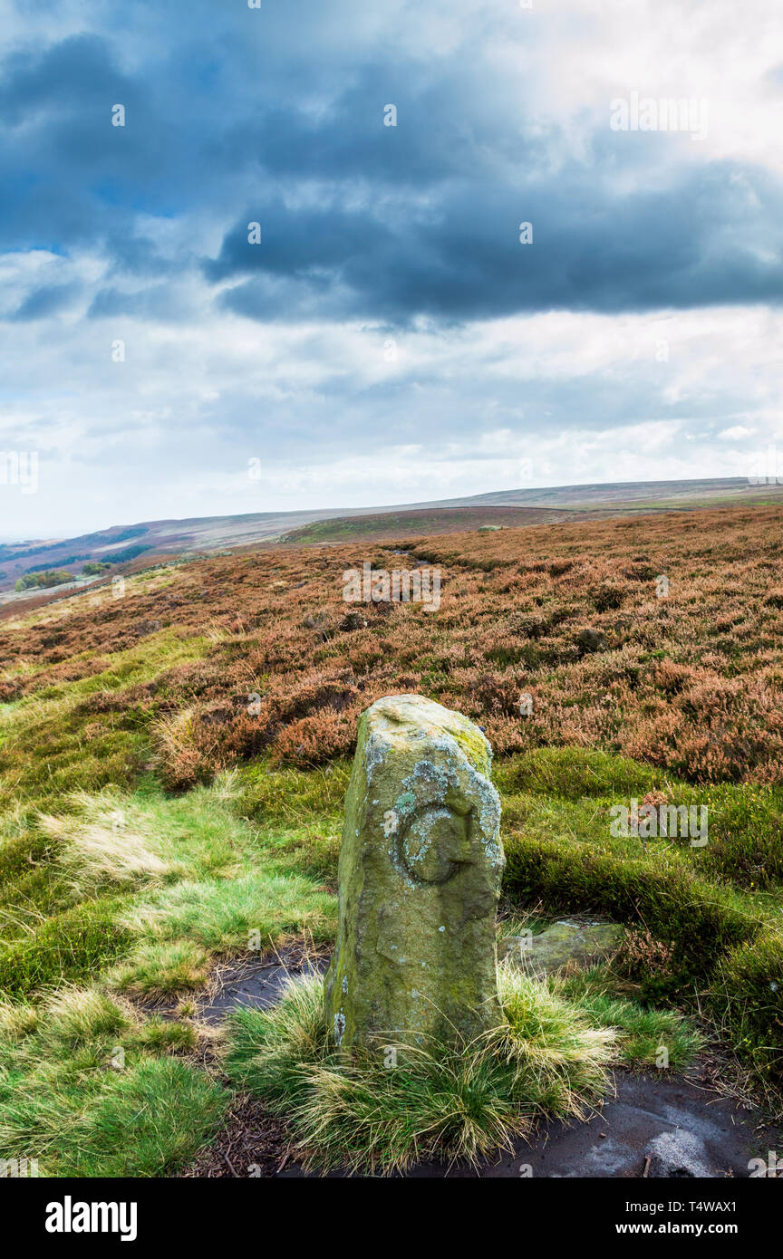Boundary stones hi-res stock photography and images - Alamy