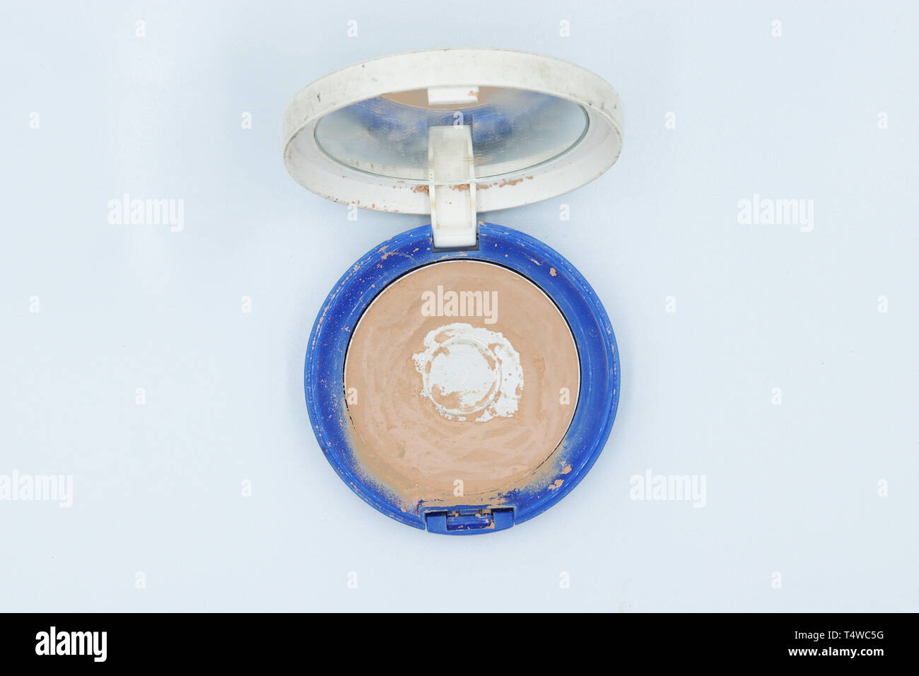 old pressed powder isolated on white background Stock Photo - Alamy