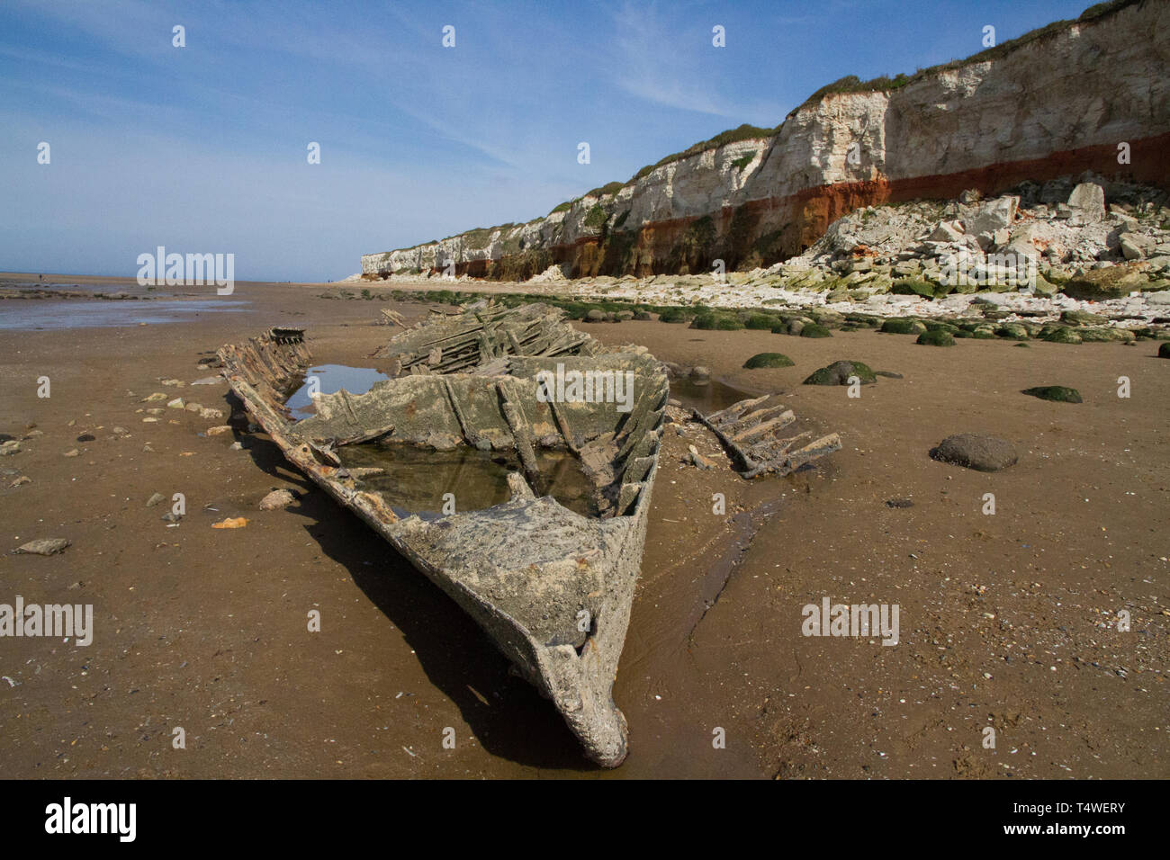Hunstanton shipwreck hi-res stock photography and images - Alamy