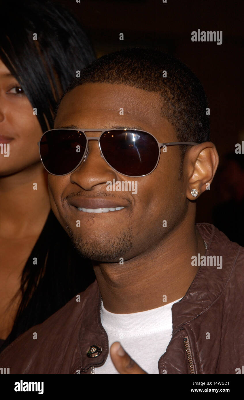 LOS ANGELES, CA. February 13, 2005: Singer USHER at the world premiere ...