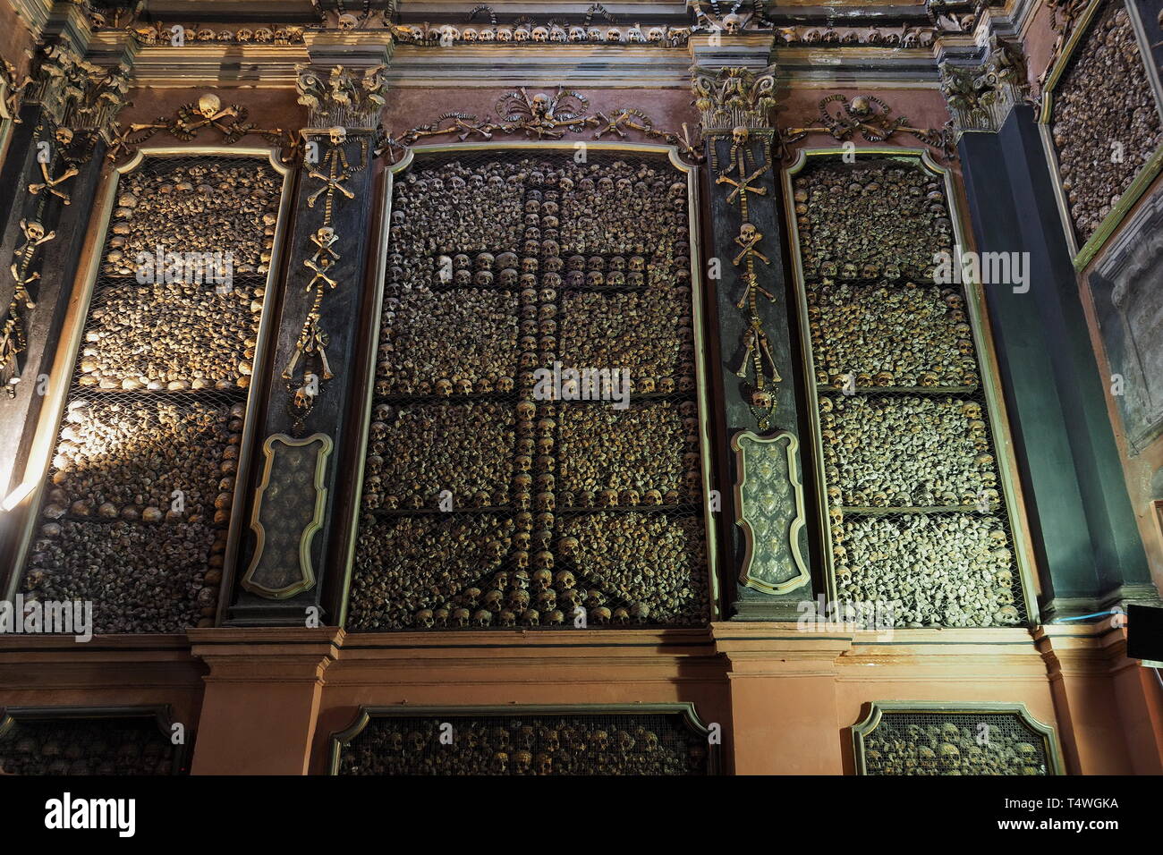 Skulls in Sanbernardino delle Ossa chapel, Milan, italy Stock Photo - Alamy