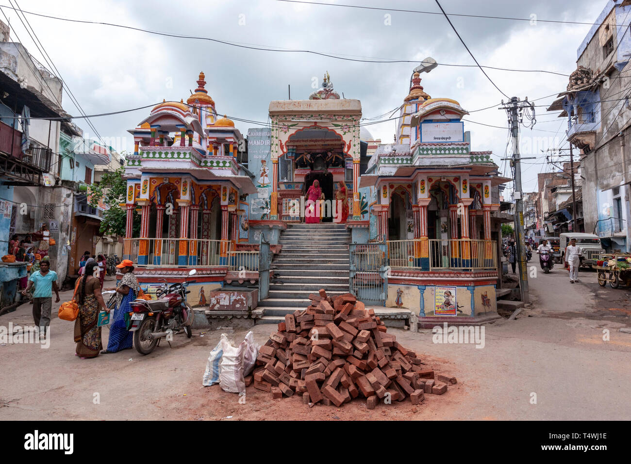 Charbhuja temple hi-res stock photography and images - Alamy